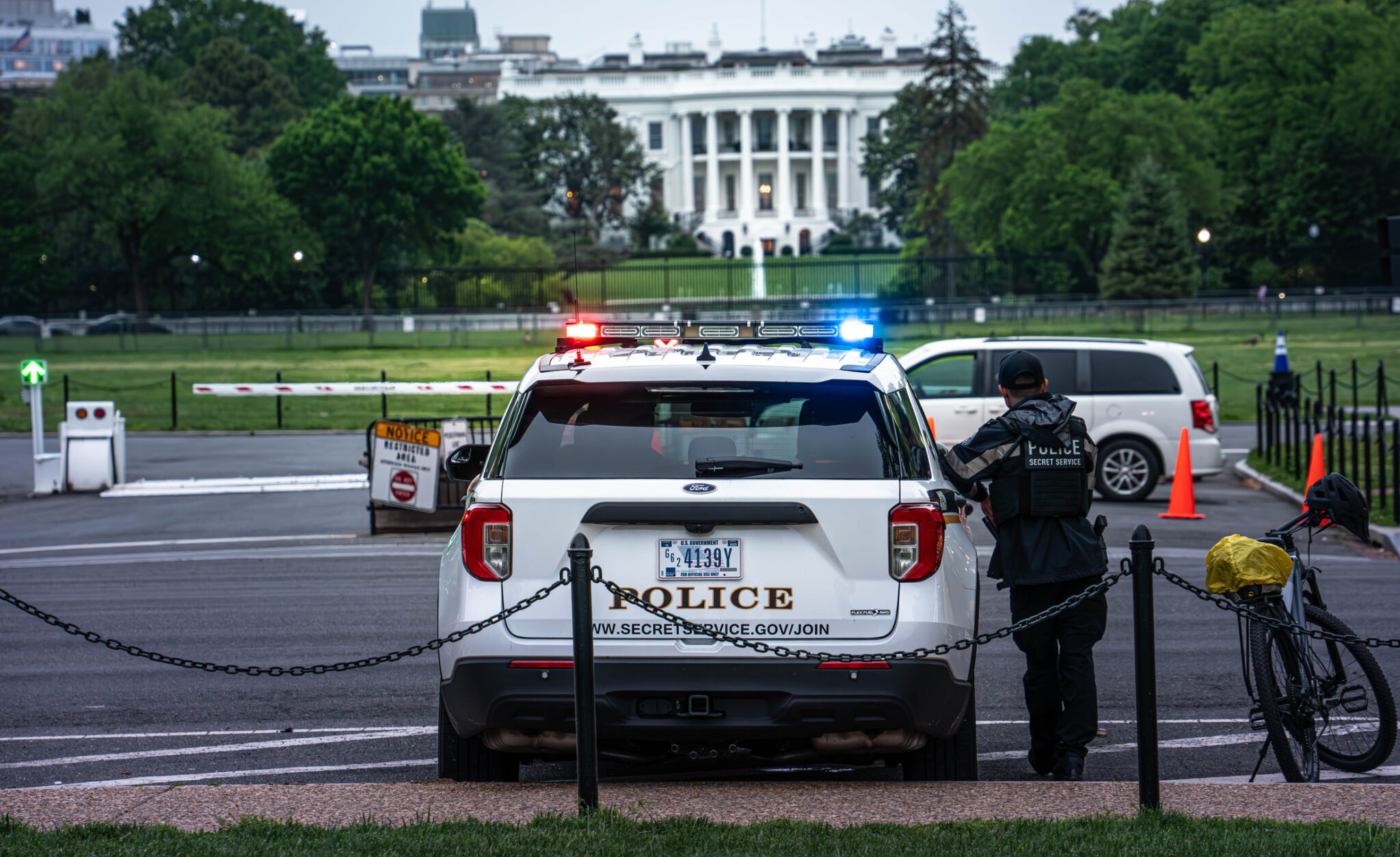 Secret Service Employee Pulled From Duty After Charlie Kirk Comments ...