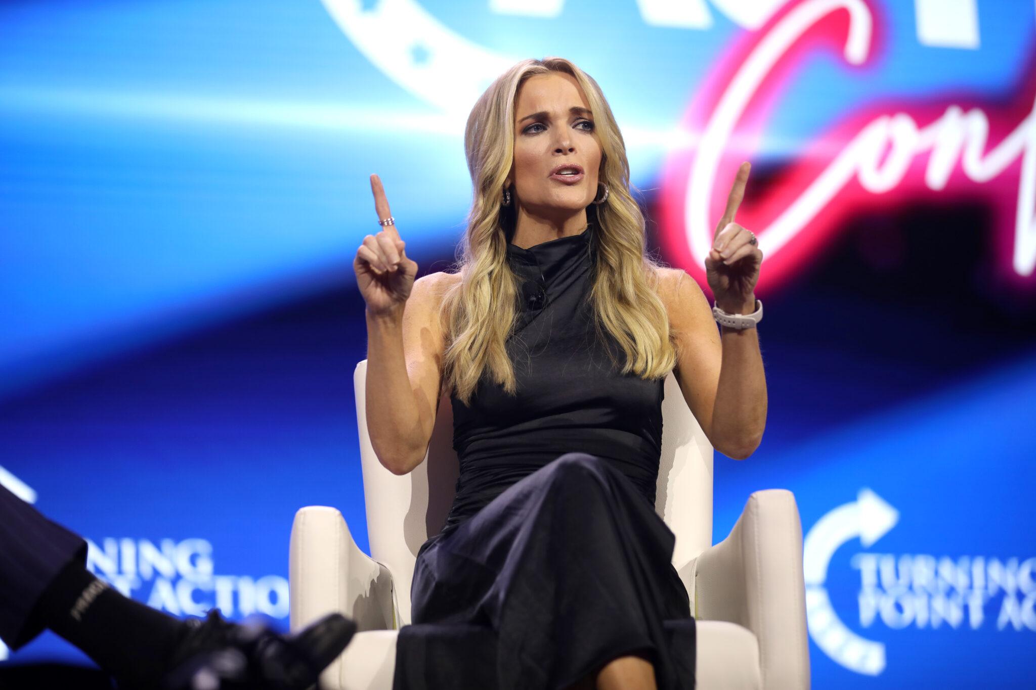 Megyn Kelly Fires Back At George Clooney Over Journalism Jab - American ...